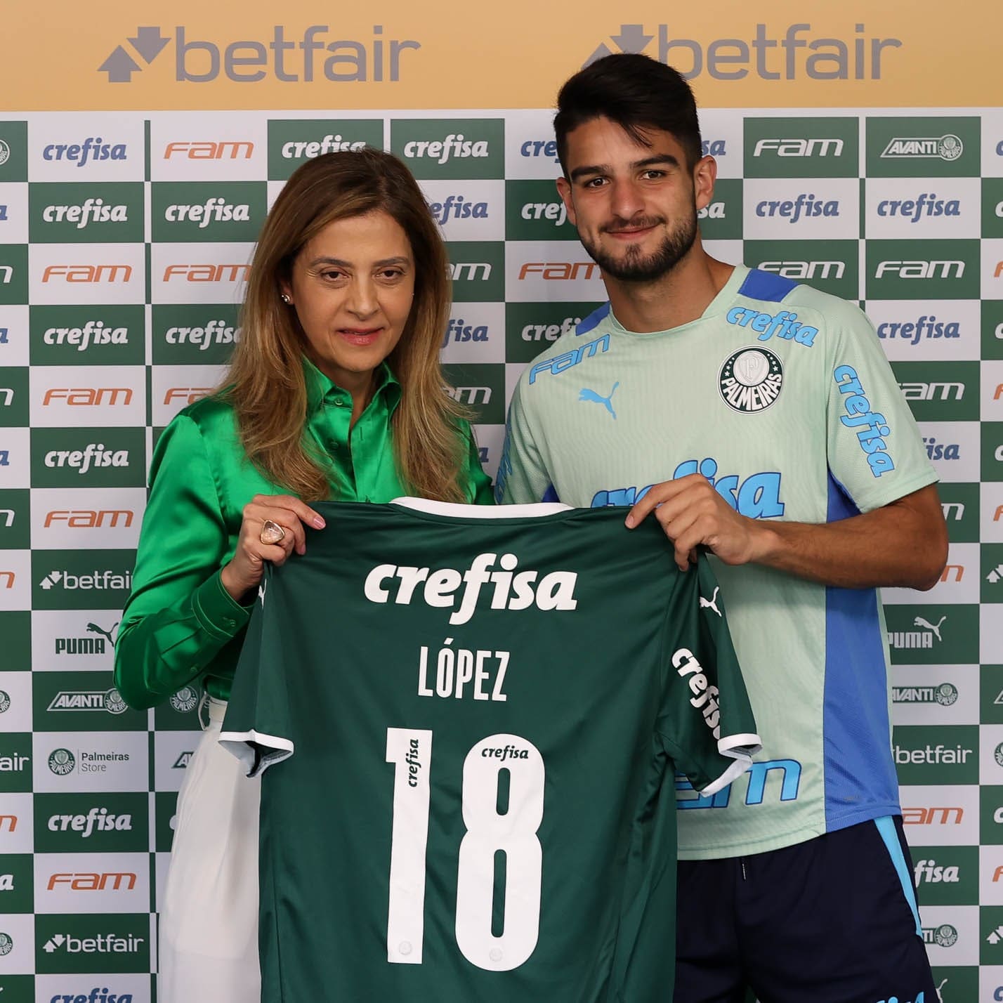Crefisa mandou pix milionário para Palmeiras fechar com reforço