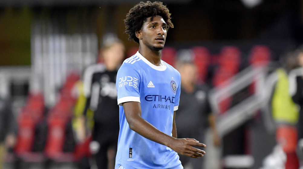 Talles Magno foi especulado como reforço do Palmeiras