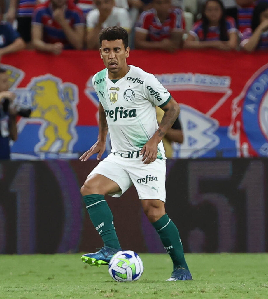 100% oficial: Marcos Rocha é do Atlético-MG