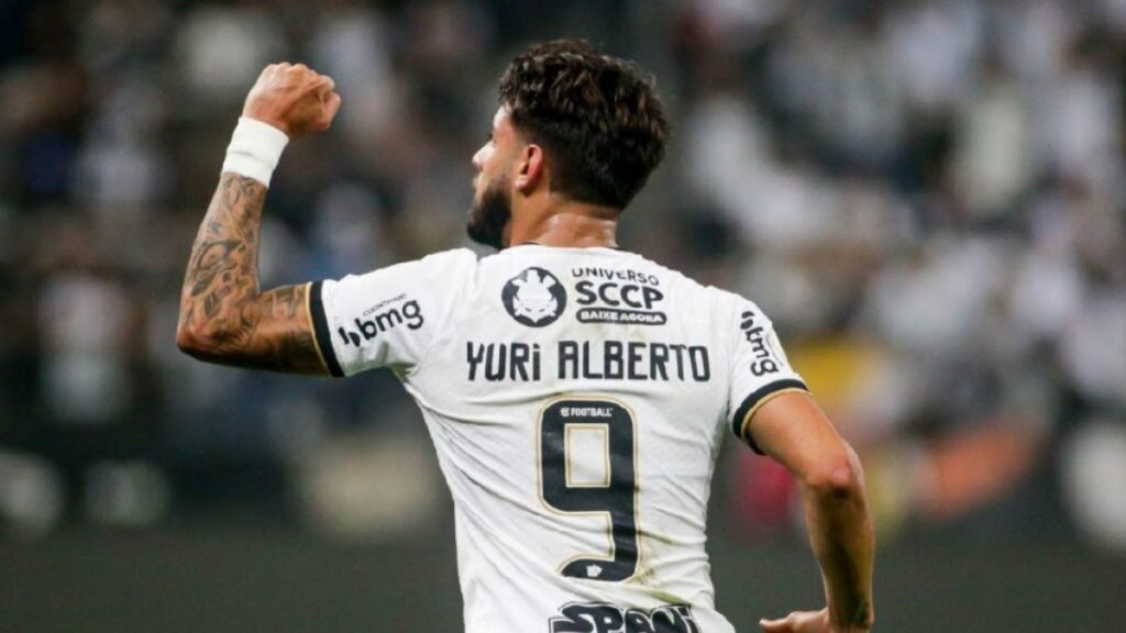 Yuri Alberto foi procurado pelo Palmeiras que chegou a fazer proposta