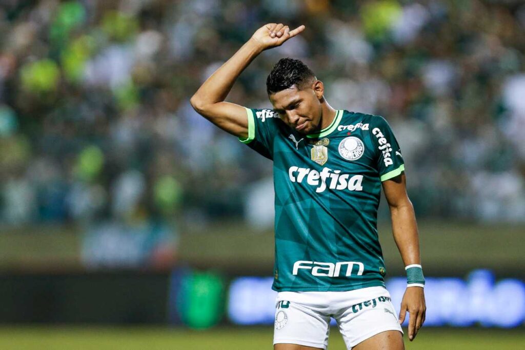 Palmeiras bate o martelo sobre a saída de Rony - Portal do Palmeirense Palmeiras bate o martelo sobre a saída de Rony - Portal do Palmeirense