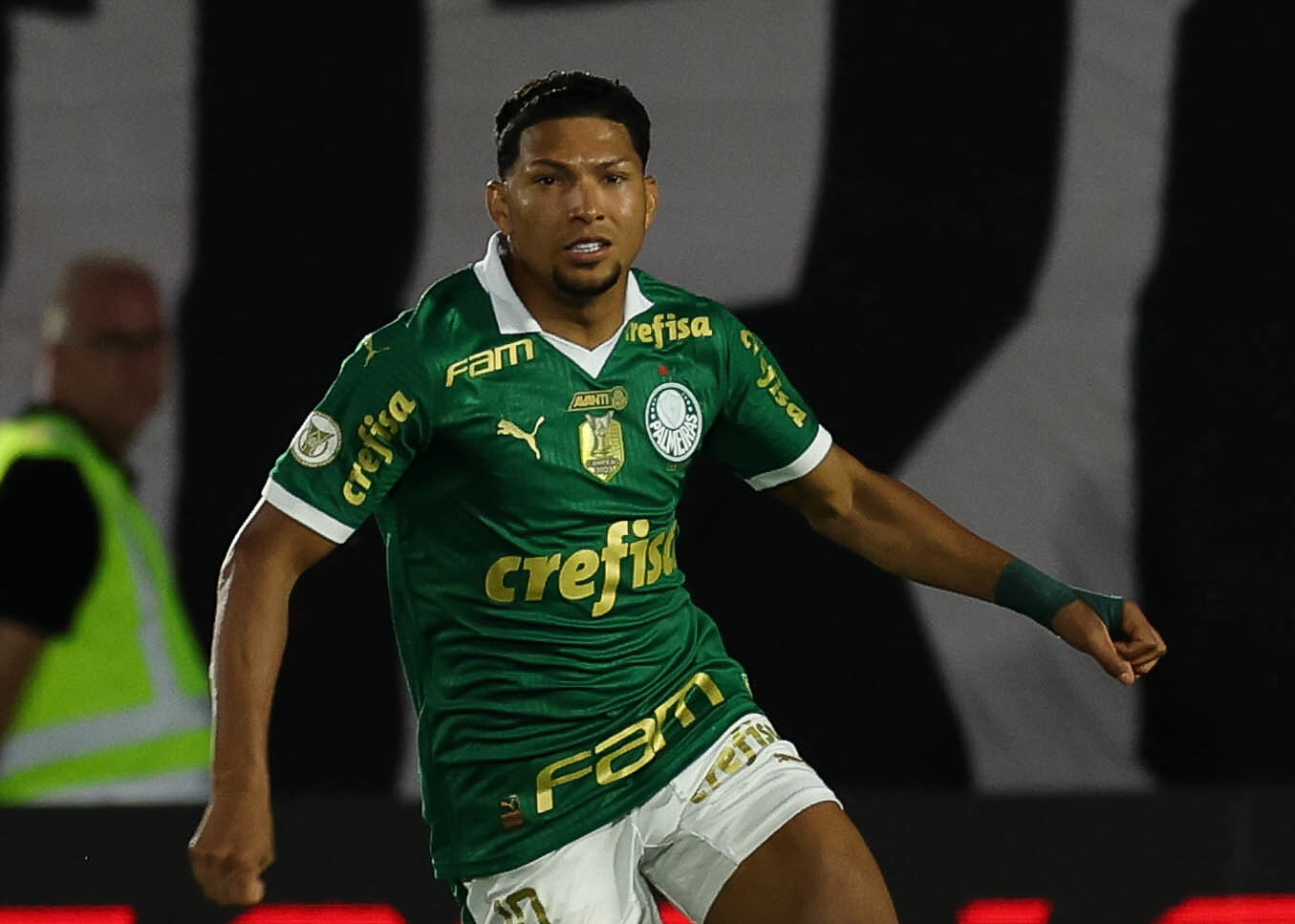Revelado salário que Rony vai ganhar no Atlético-MG